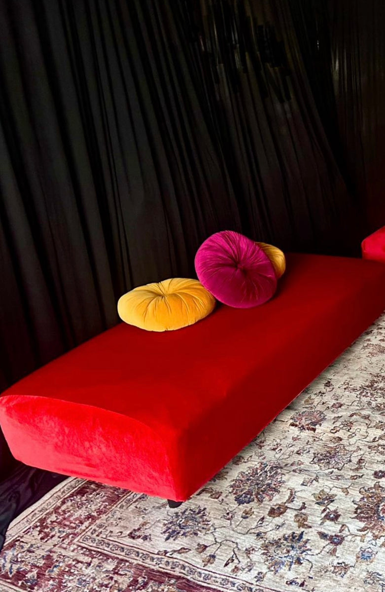 Red VELVET Bench / Ottoman 6' – Lounge Party Rentals