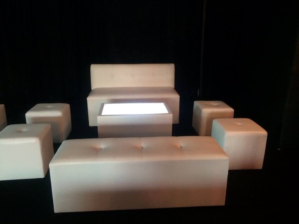 LG FAME / 10-12 PEOPLE / 7 PCS – Lounge Party Rentals